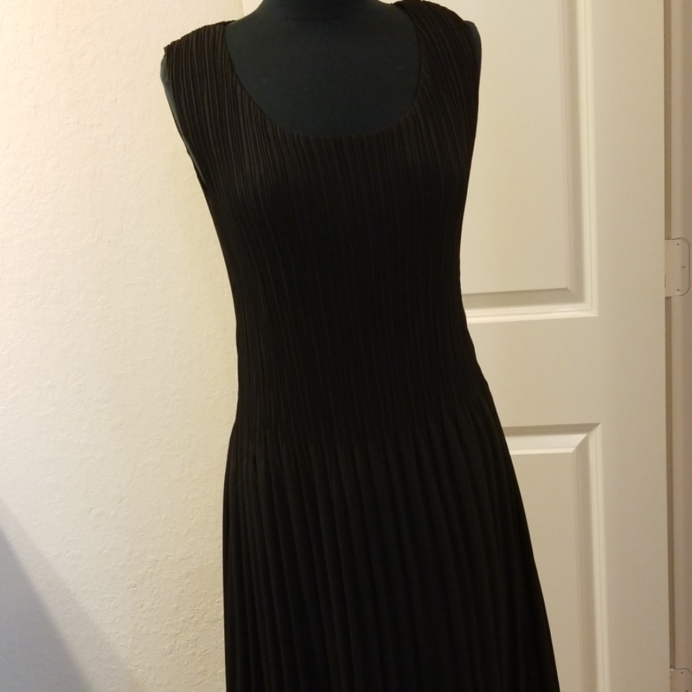 Sleeveless Sheer Mesh Dress - Gem